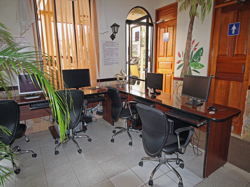 Adventure Inn | Airport Hotel San Jose Costa Rica